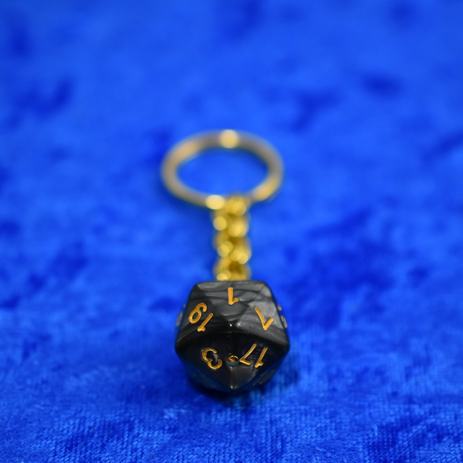 Custom D20 Keychain Black and White Dice Charms - Etsy
