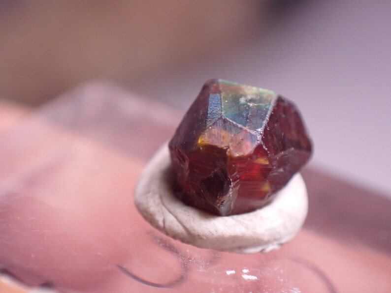 Raw Rainbow Garnet/andradite Crystal - Etsy
