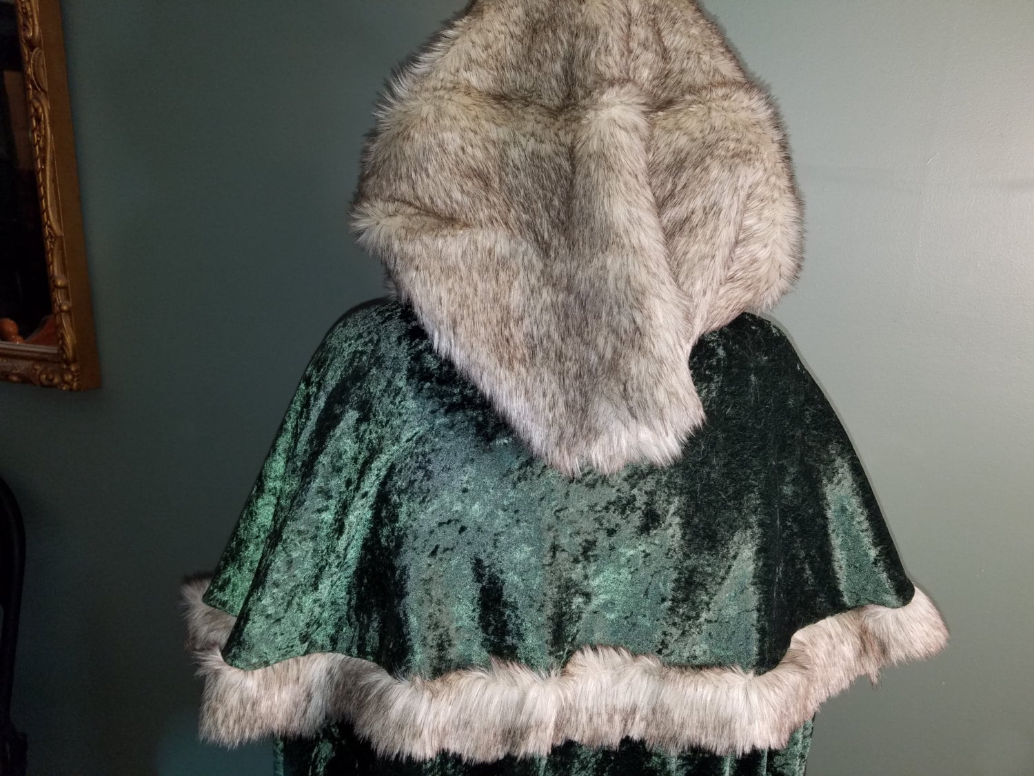 Wolf Fur Fantasy Cloak - Etsy