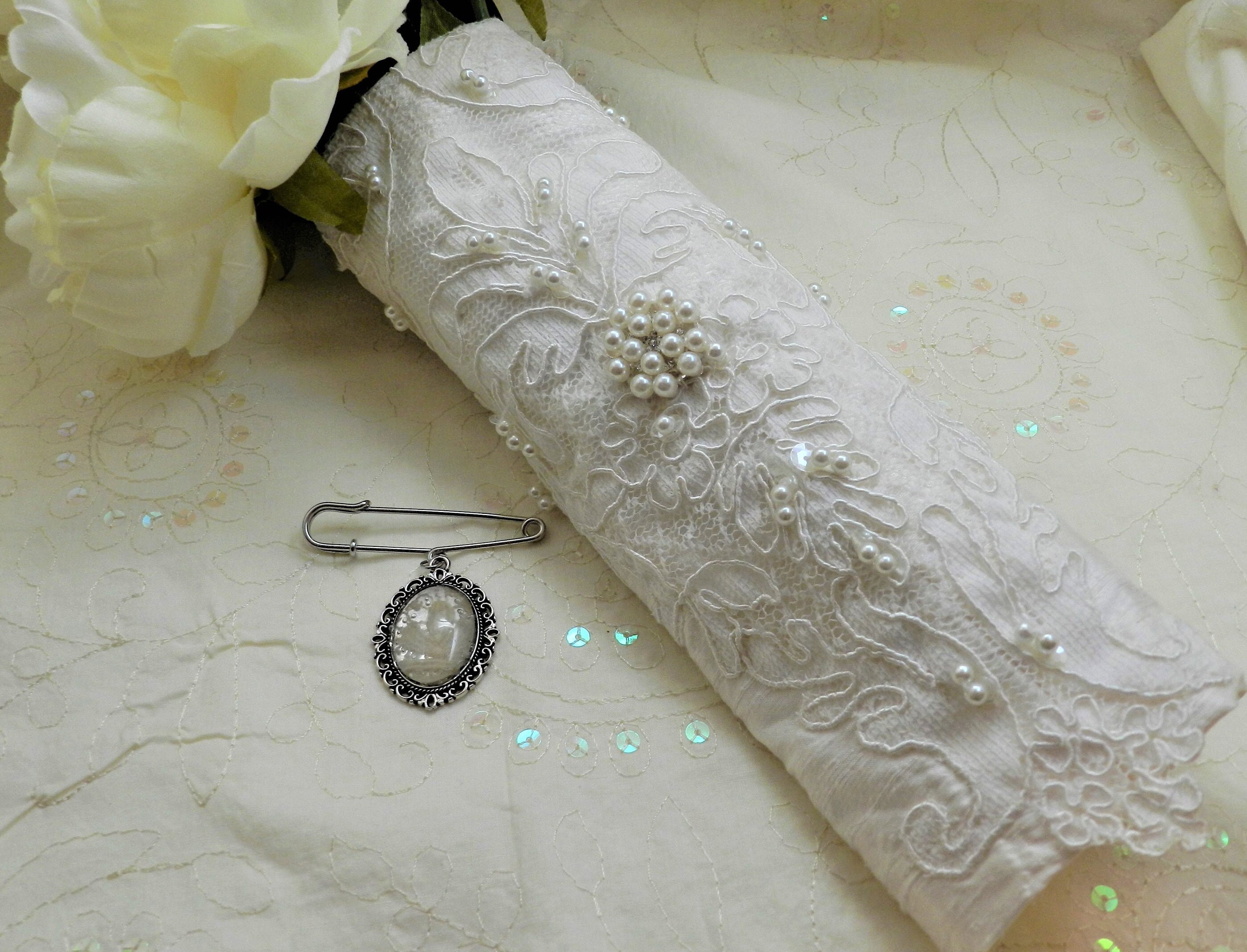 Bridal Bouquet Wrap Memory Brooch Pin Bride Keepsake - Etsy