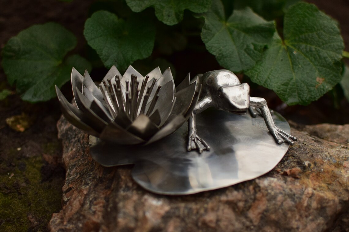 Frog Metal Sculpture With Lily Stainless Steel Model Crazy on - Etsy