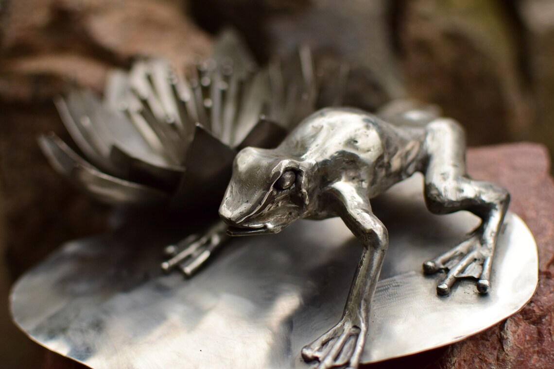 Frog Metal Sculpture With Lily Stainless Steel Model Crazy on - Etsy