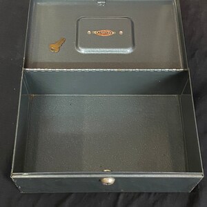 Vintage Industrial Metal Lockbox, Cashbox, Toolbox, Tacklebox | Vtg ...