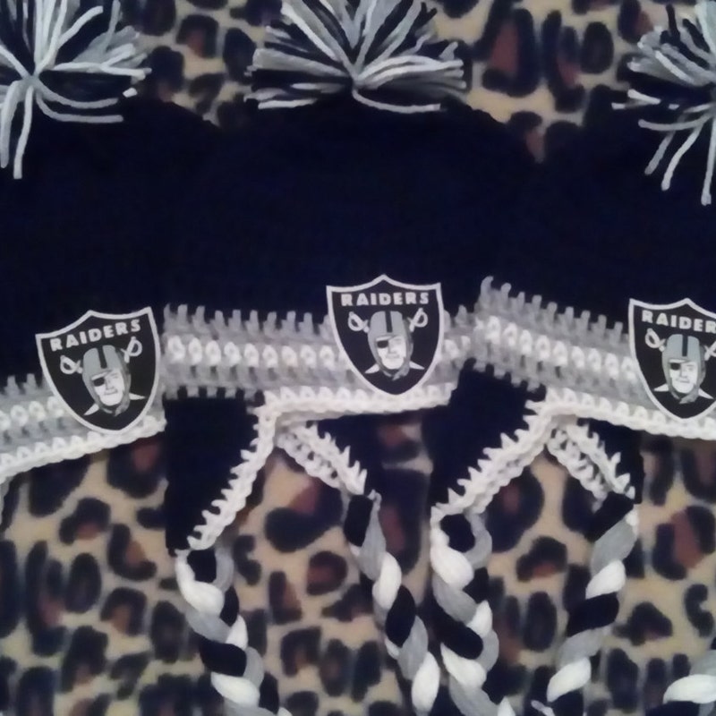 Crochet Raiders Beanie - Etsy