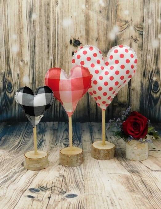 White and Pink Dot Hearts Rustic Heart Collection - Etsy