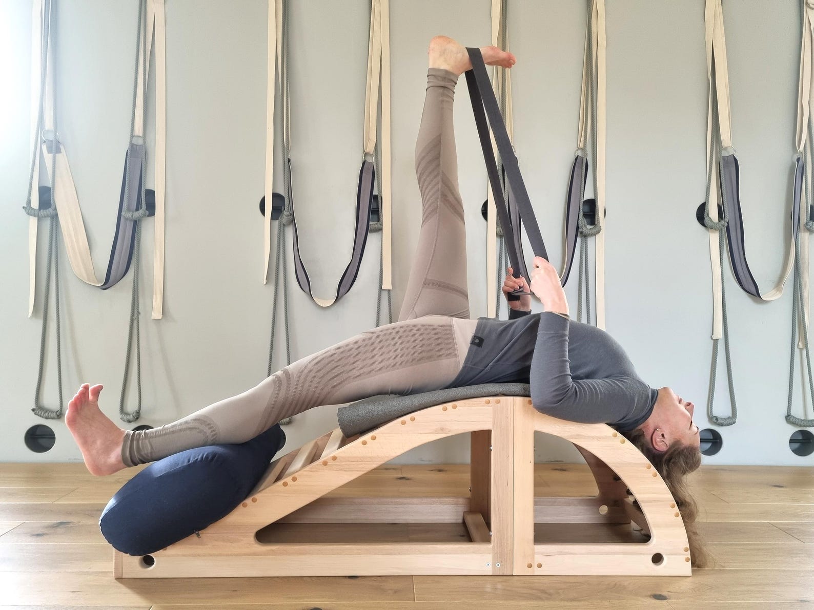 Iyengar Yoga Back Bending Bench. Wooden Yoga Bench. Viparita Dandasana ...
