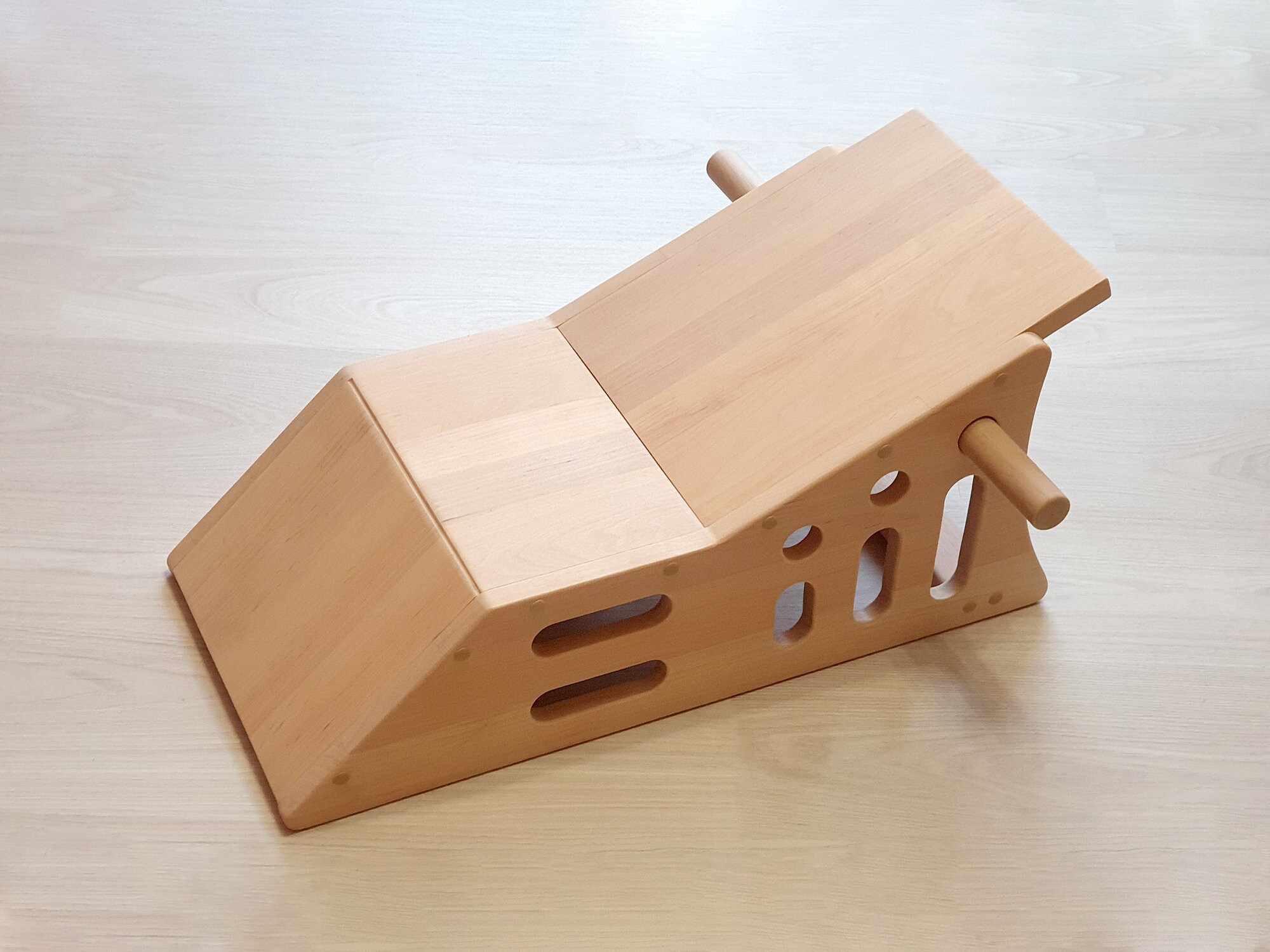 Simhasana Box. Simhasana Bench. Heart Bench - Etsy