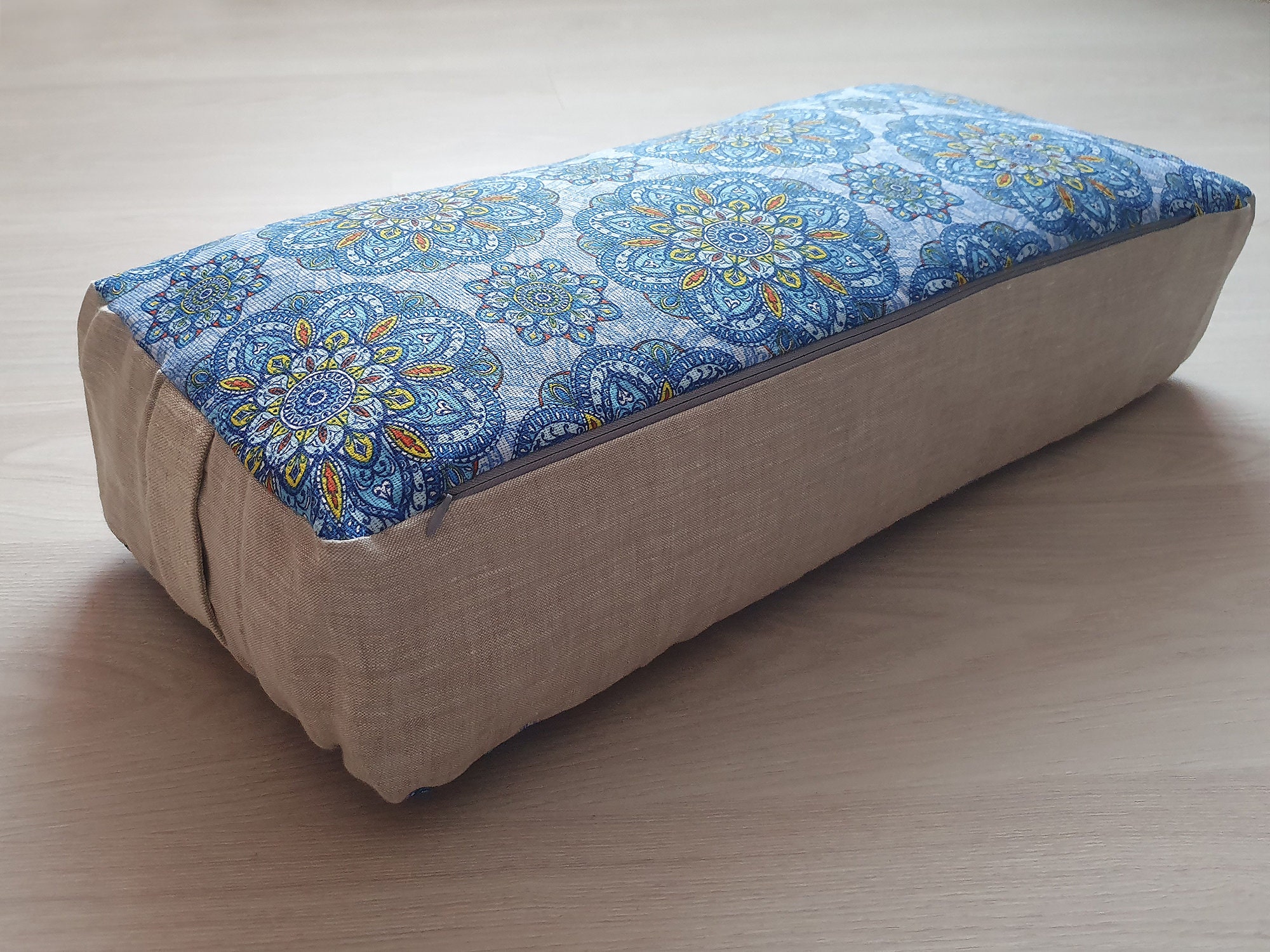 Rectangular yoga bolster pattern store