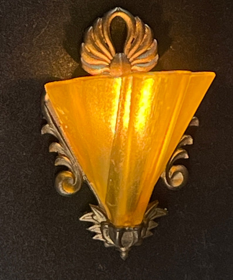 Dollhouse Miniature Art Deco Slip Shade Sconces, 1/12 Scale Miniature ...