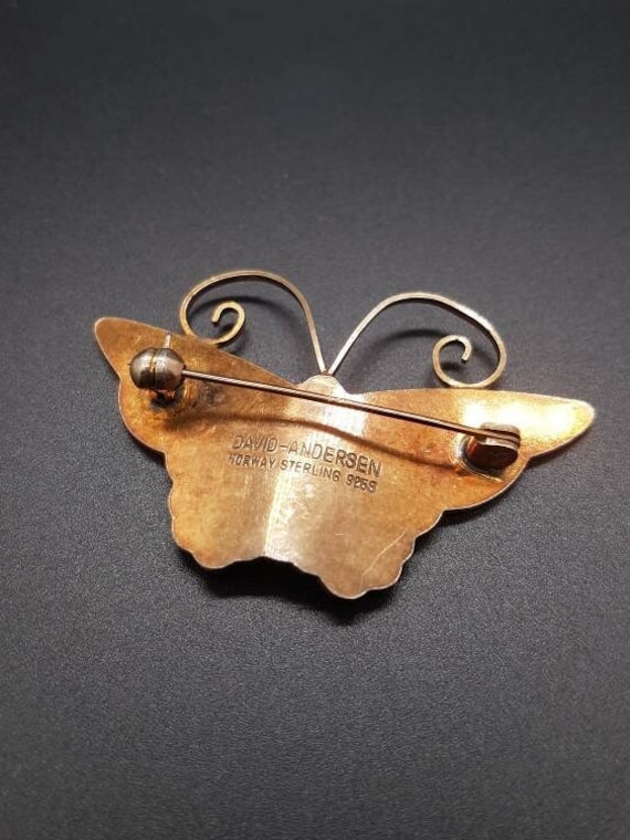 David Andersen butterfly brooch. Multi colored and en… - Gem