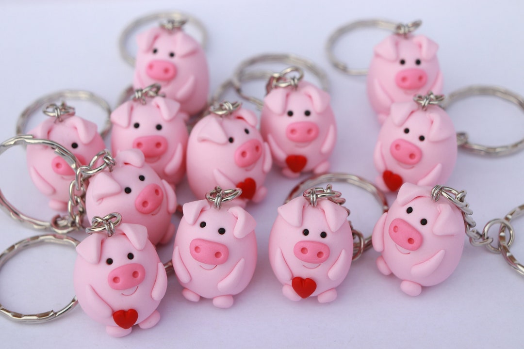 ONE Polymer Clay Pig Keychain, Pig Lover Gift, Mother's Day Gift ...