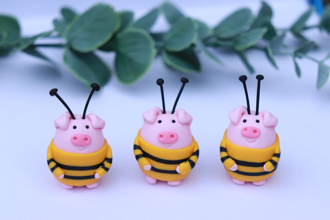 Bee Pig Ornament, Polymer Clay, Mother's Day Gift, Bee Keeper Gift, Pig ...