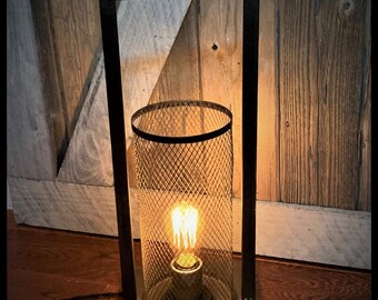 Wire Wheel Table - Etsy