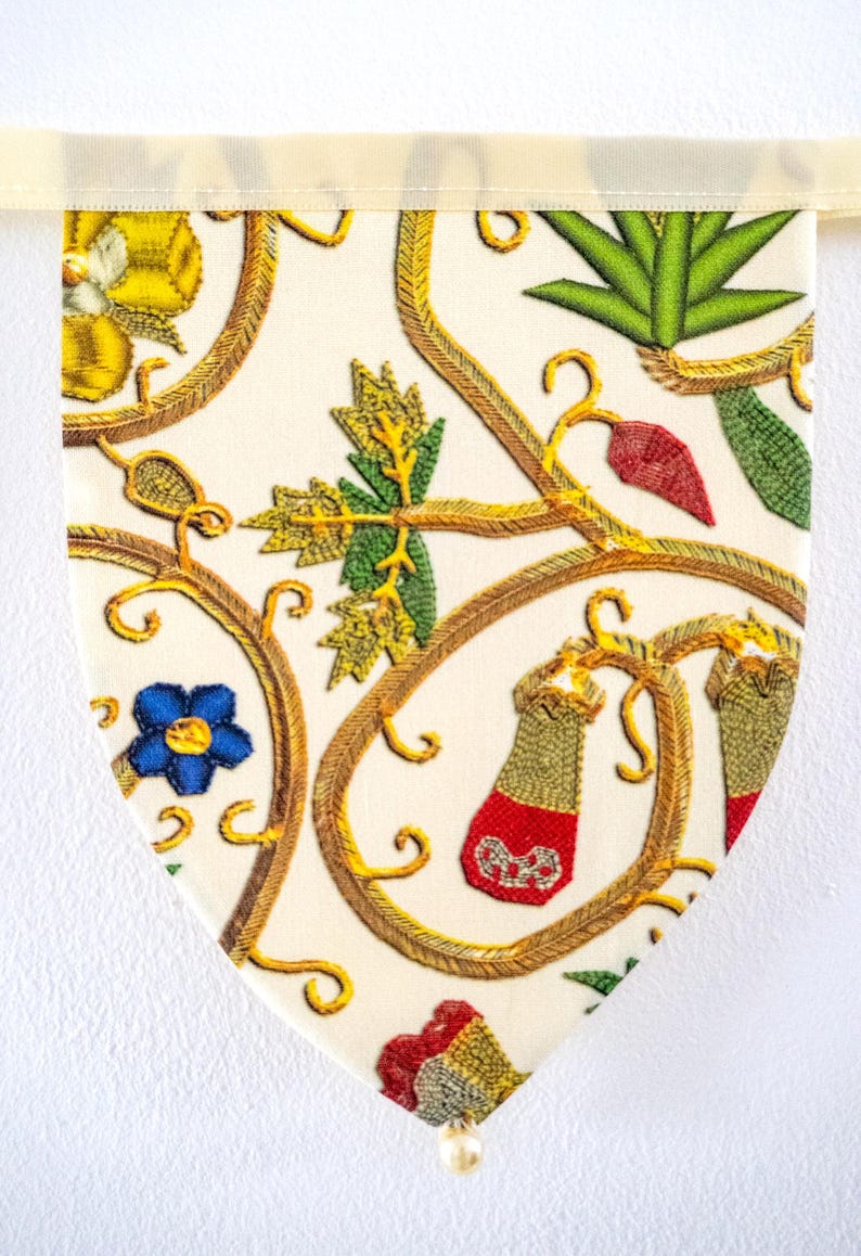 Renaissance/tudor Style Flowers and Foliage Shield Fabric Bunting ...