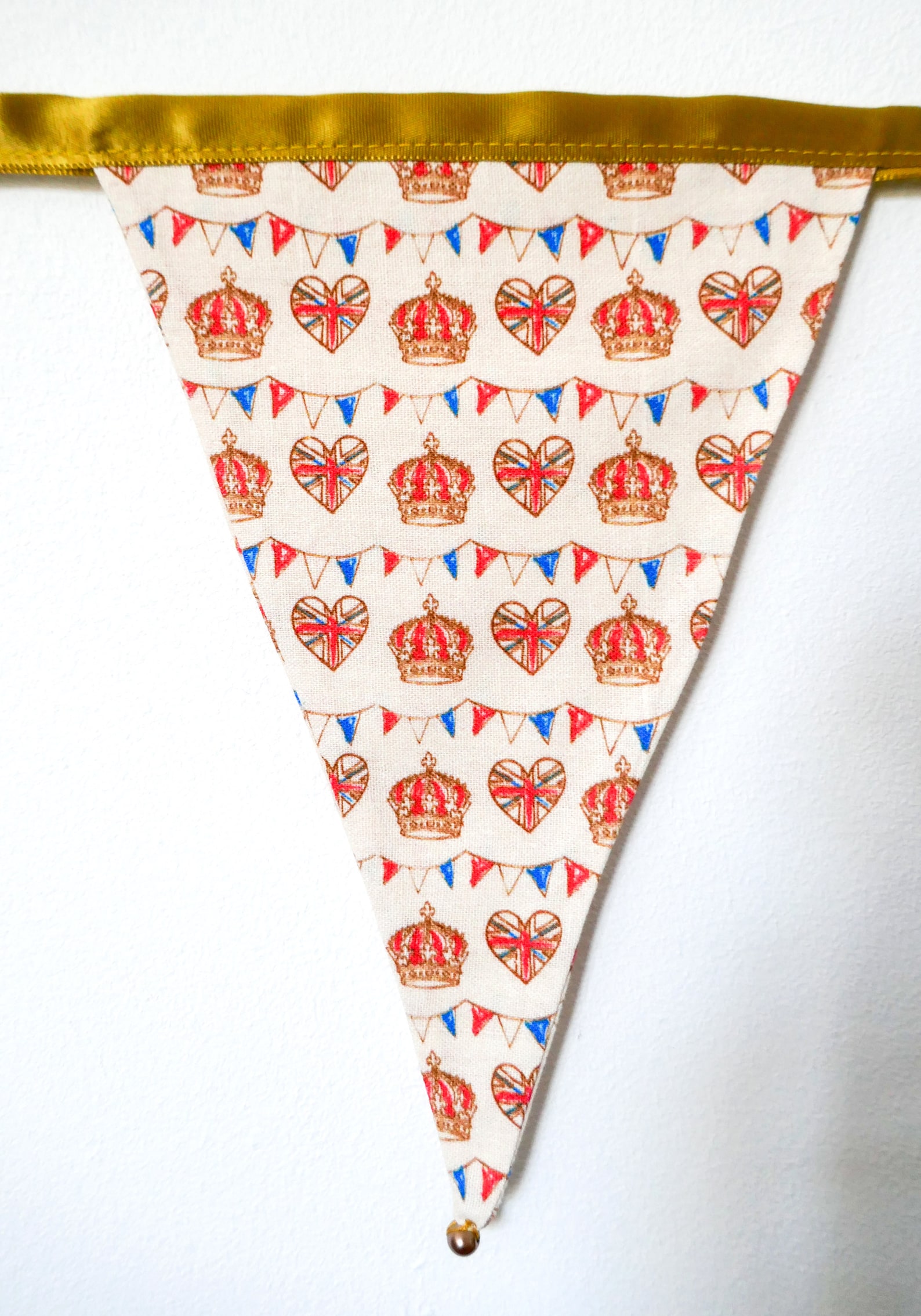Crowns, Hearts and Flags Fabric Bunting | Double-sided | 12 Flags | 3 ...