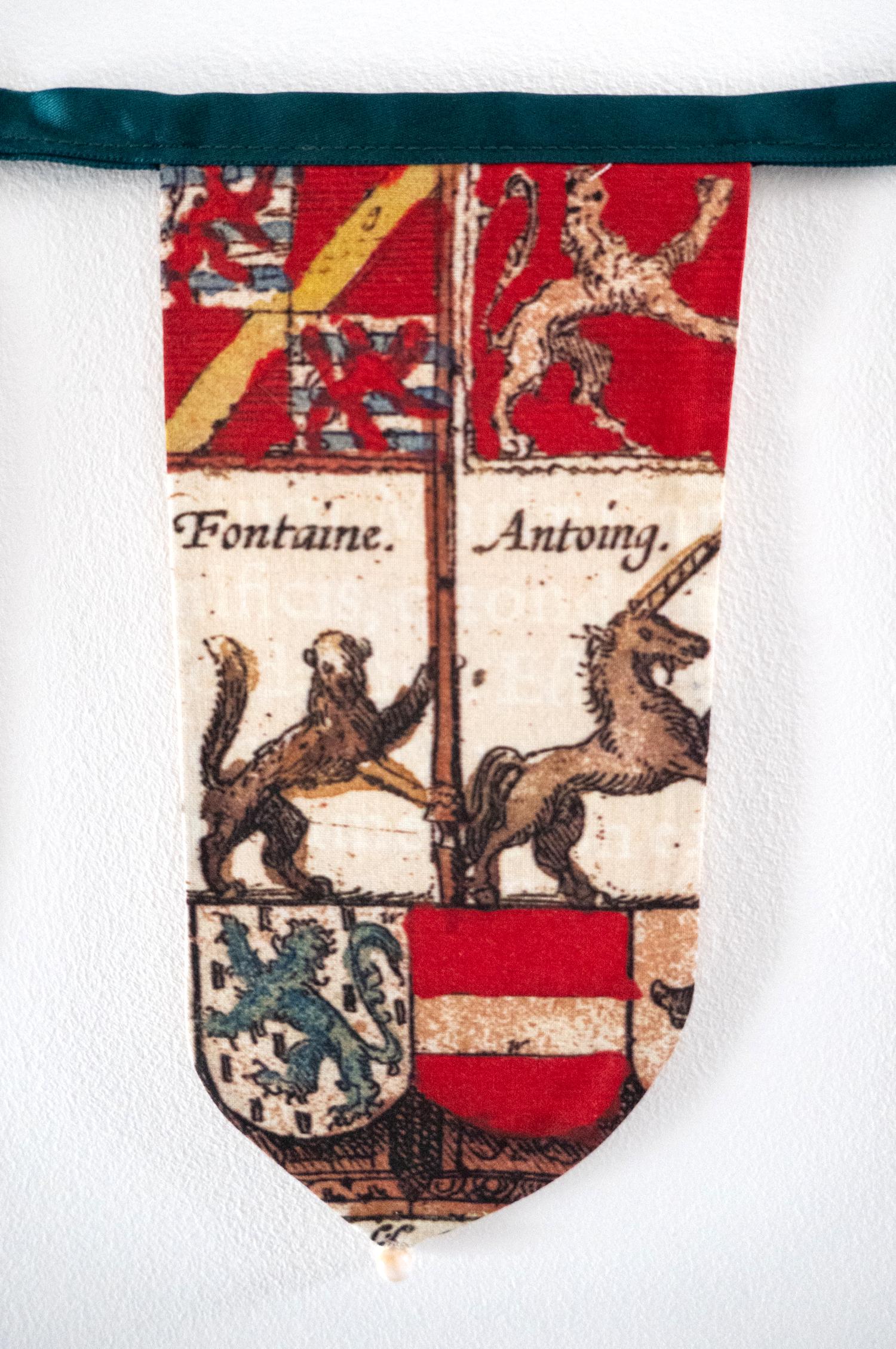 Medieval Style Heraldry Banners Fabric Bunting | Double-sided | 12 ...