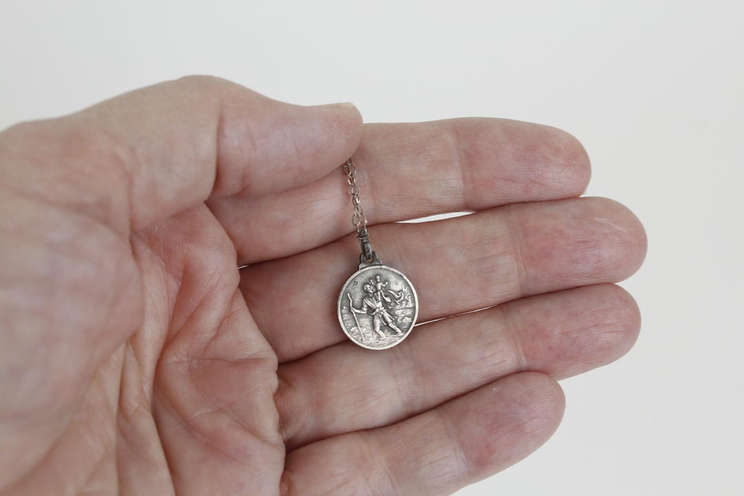 Vintage SMALL Pope Paulus VI Pont Max 800 Silver St. Christopher Medal ...