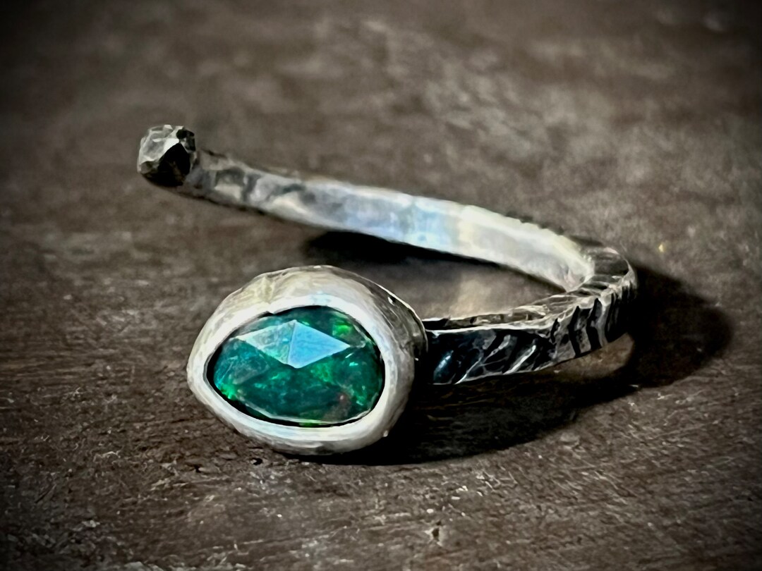 Black Opal Open Talon/serpent Ring - Etsy