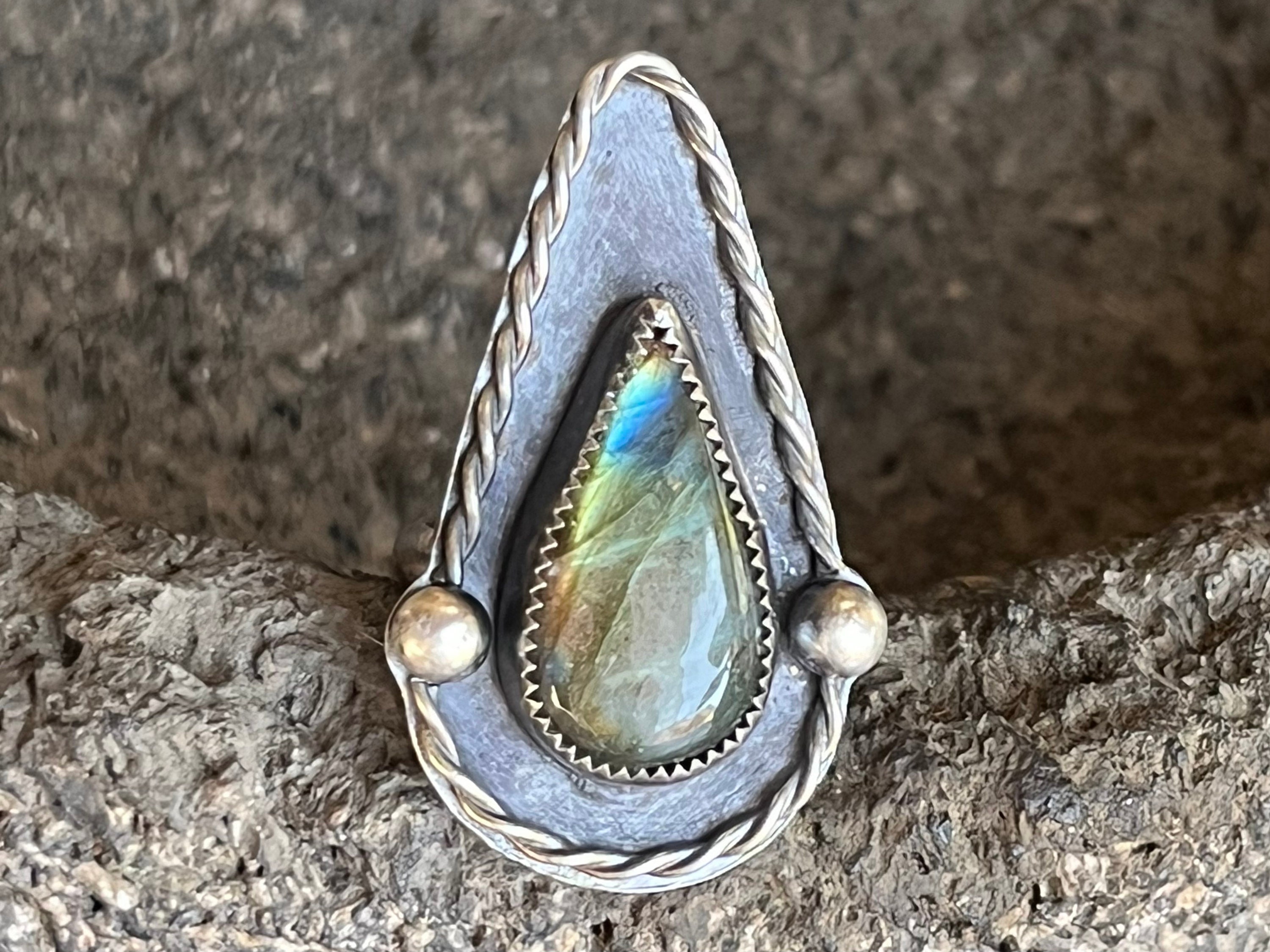 Labradorite Talon Ring - Etsy