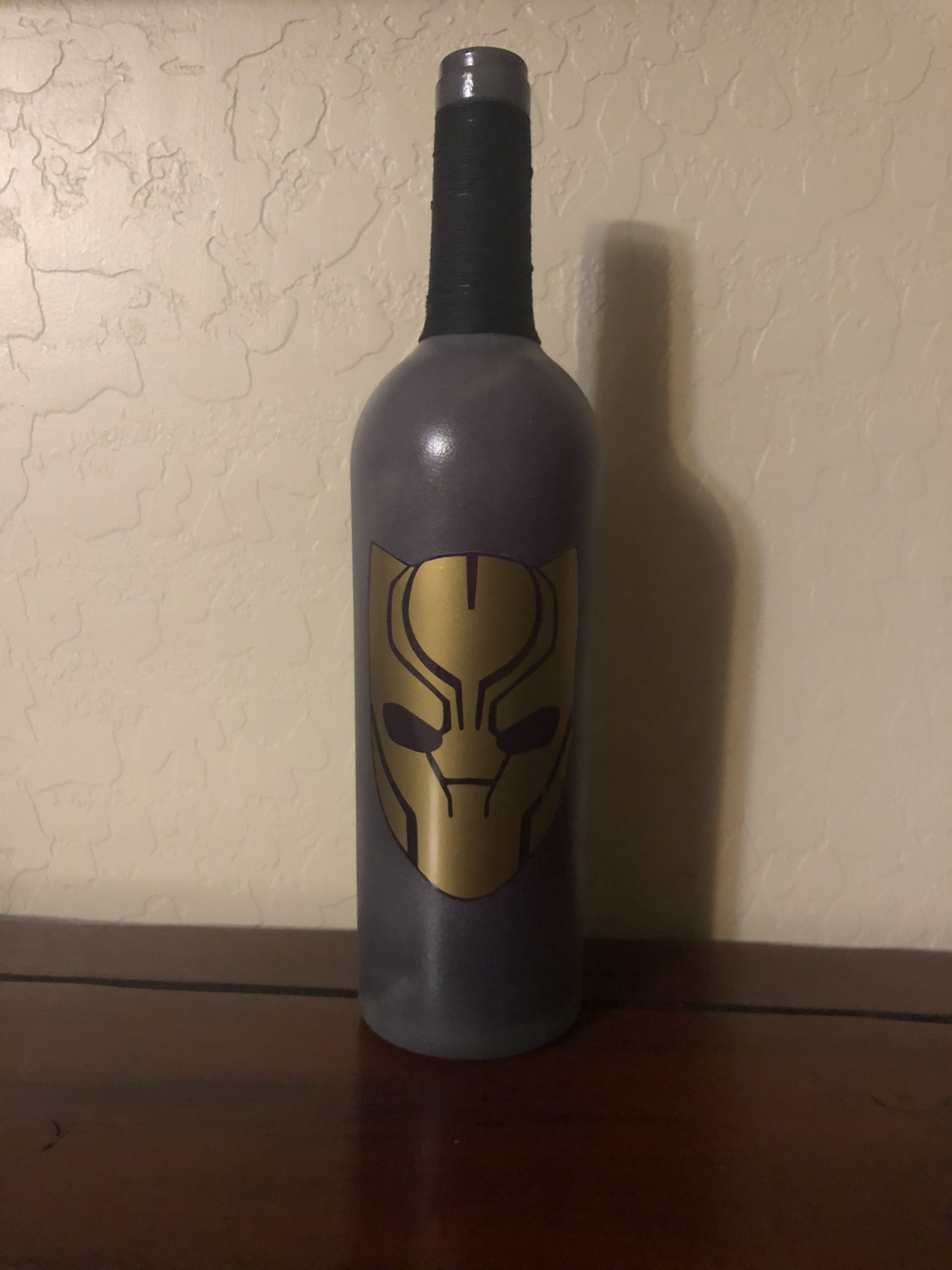 Botella de vino Pantera Negra Púrpura - Etsy España