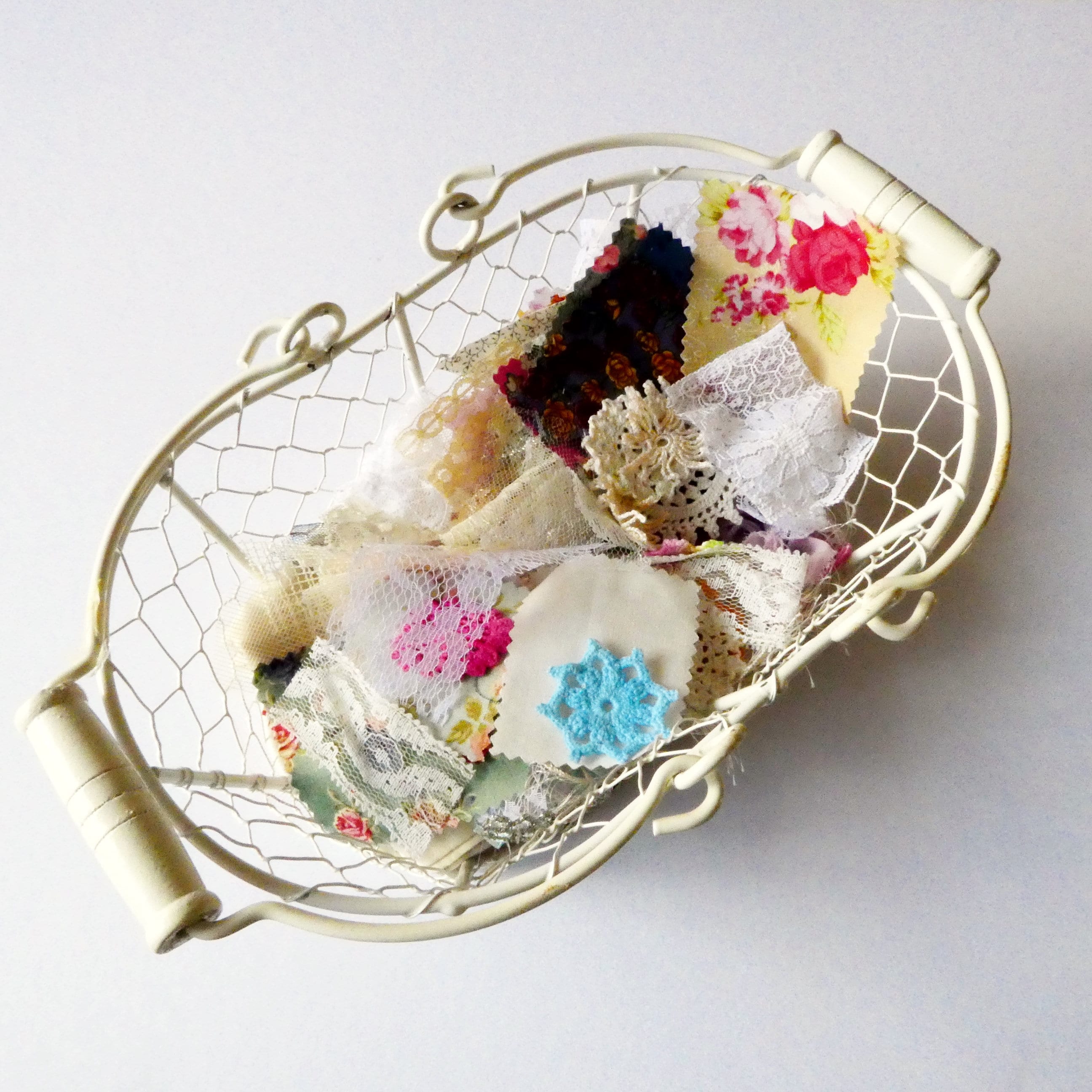 DIY Cluster Kit Make 20 Clusters Fabric and Lace Scrap Pack - Etsy ...