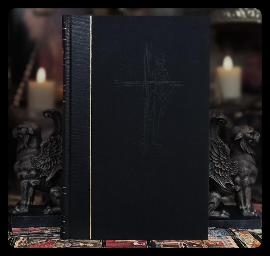 DRACULA SIGNED First Edition Thus (rare) Gothic Vintage Vampire Book ...