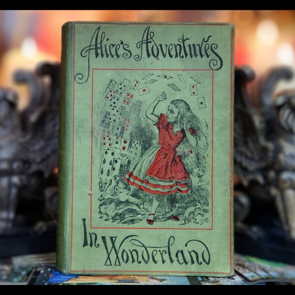 Alice in Wonderland Illustrated Book - Etsy