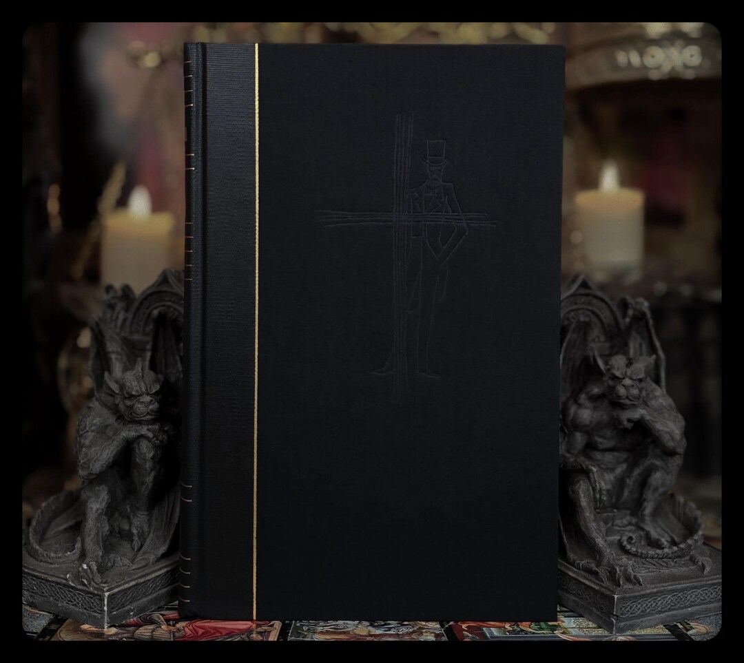 DRACULA SIGNED First Edition Thus (rare) Gothic Vintage Vampire Book ...