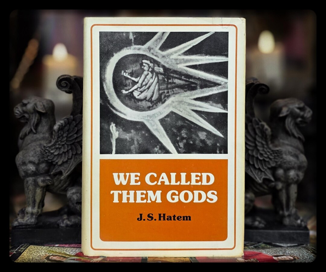 ALIEN UFO Book Occult Et Ancient Aliens Mythology Great Pyramids Egypt ...