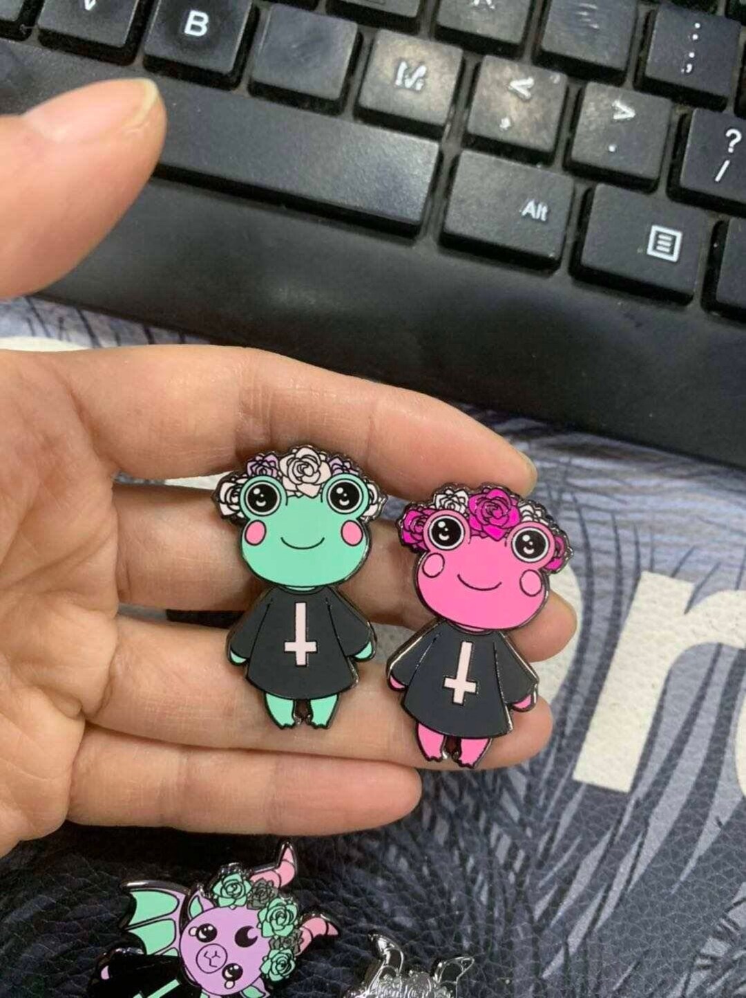 Pastel Goth Frog Enamel Pin - Etsy