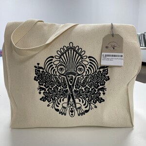 Tula Pink Nutty Quilt Kit, FREE Embroidered Tula Scissor Canvas Tote ...