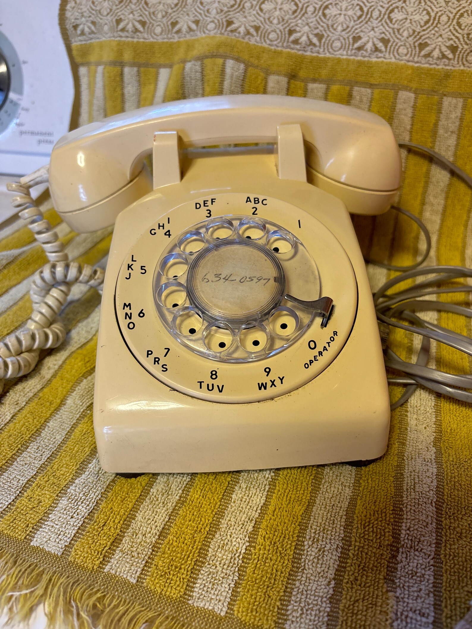 Vintage Rotary Desk Phone, Telephone, Dial Phone, Vintage Telephone ...