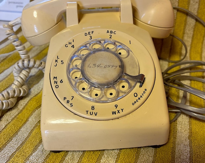 Vintage Rotary Desk Phone, Telephone, Dial Phone, Vintage Telephone ...