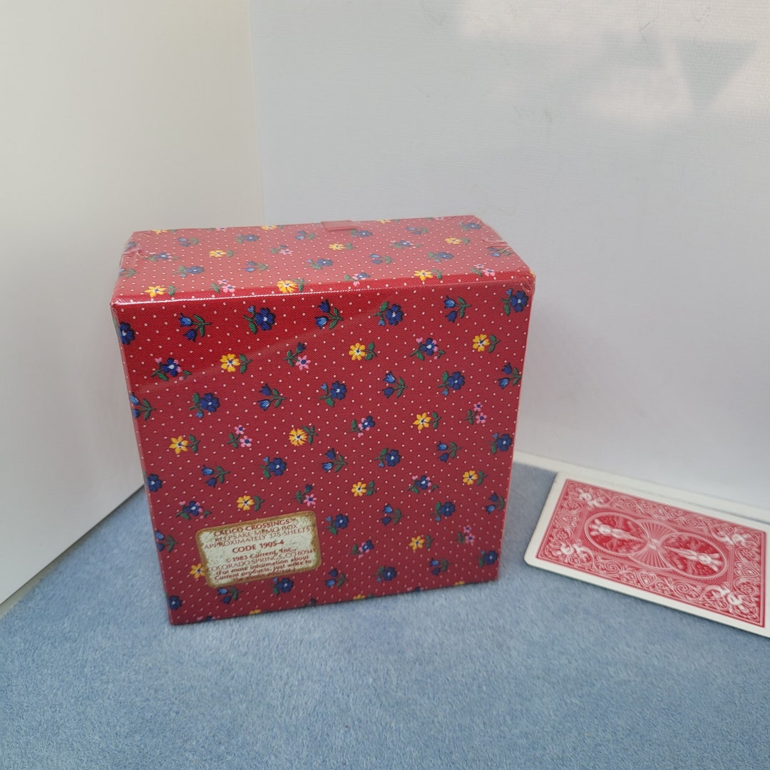 Memo Paper in Fabric Covered Box - Calico Crossings Keepsake Memo Box ...