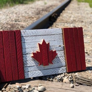 Canada Flag Vintage Wood Craft Outdoor Decor Rustic Wall Sign Canada ...