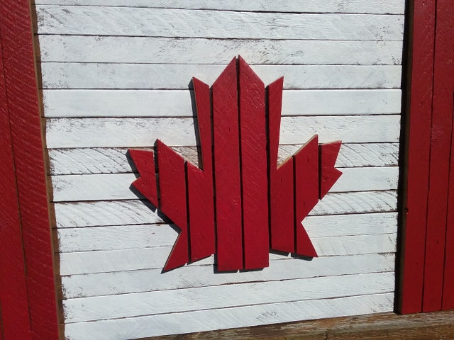 RusticCanadianFlags - Etsy Canada