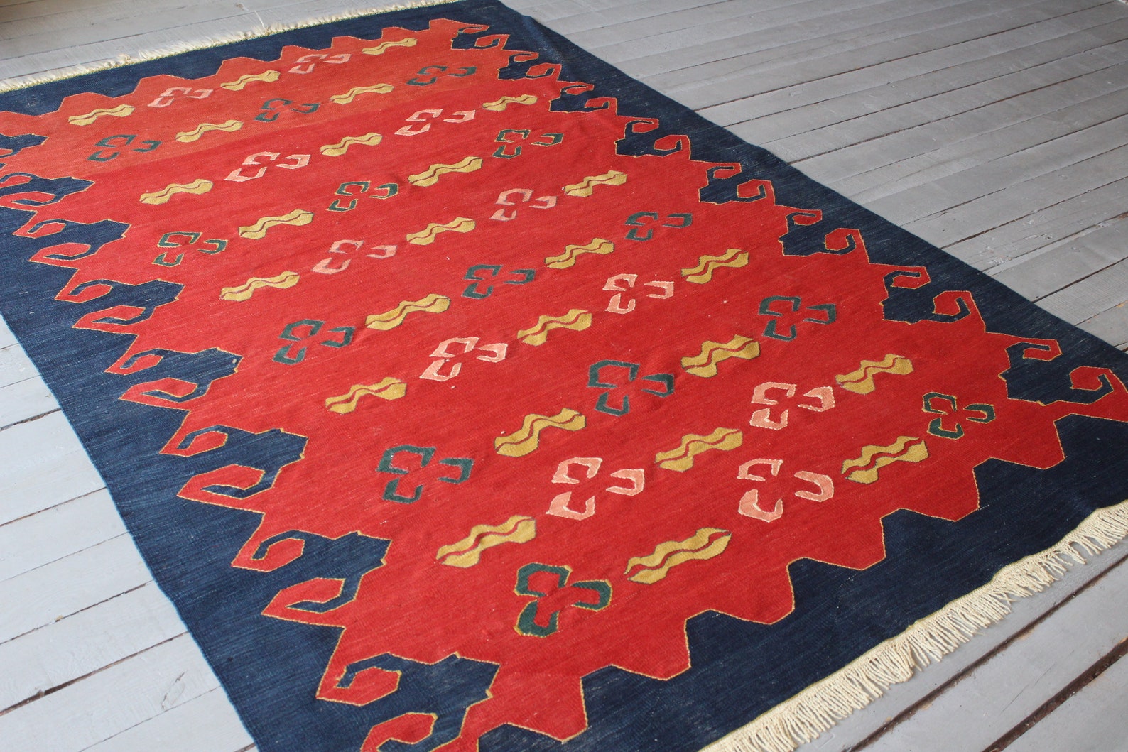 4'7x6'6 Vintage Turkish Red Kilim Rug | Etsy