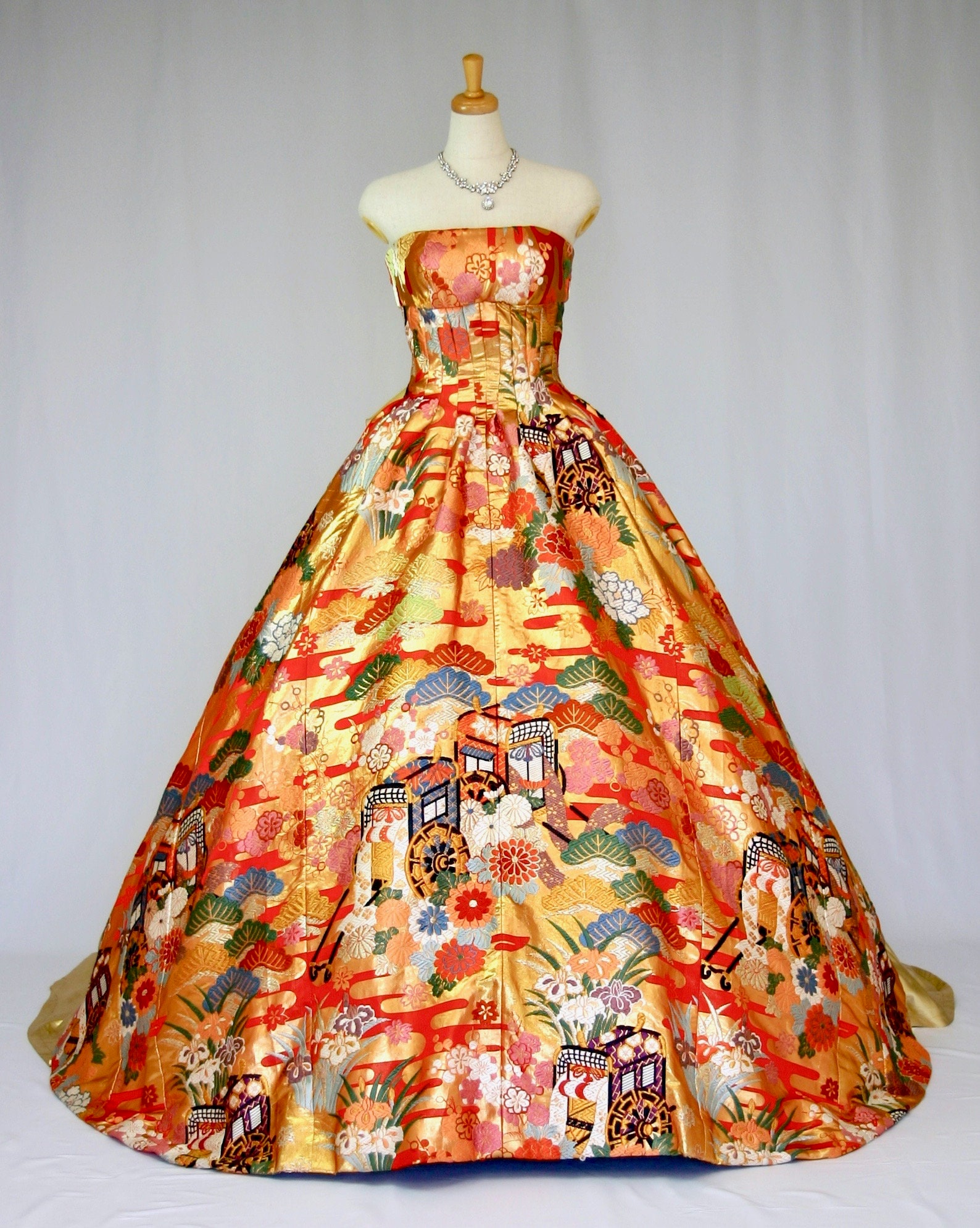 Utikake Kimono Dress Using Kimono for Wedding Attendance and Party ...