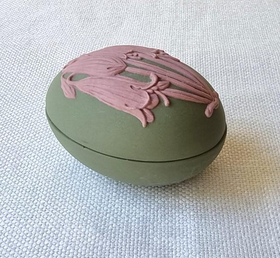 Rare Vintage Wedgwood Sage Green and Pink Jasper Ware… - Gem