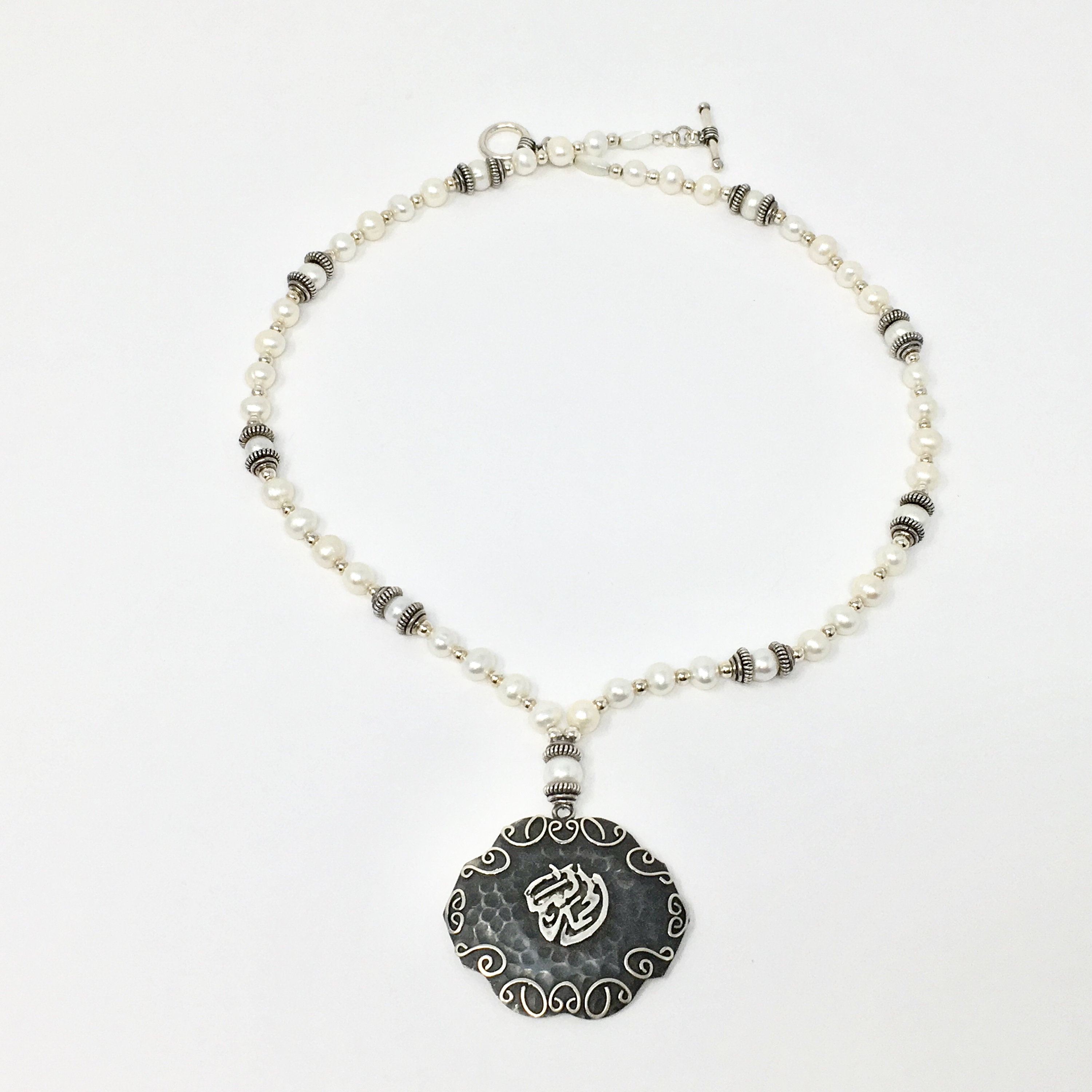 Arabic Calligraphy Necklace, Pearls Necklace With Islamic Calligraphy ...