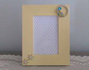 Swinging Picture Frame - Etsy