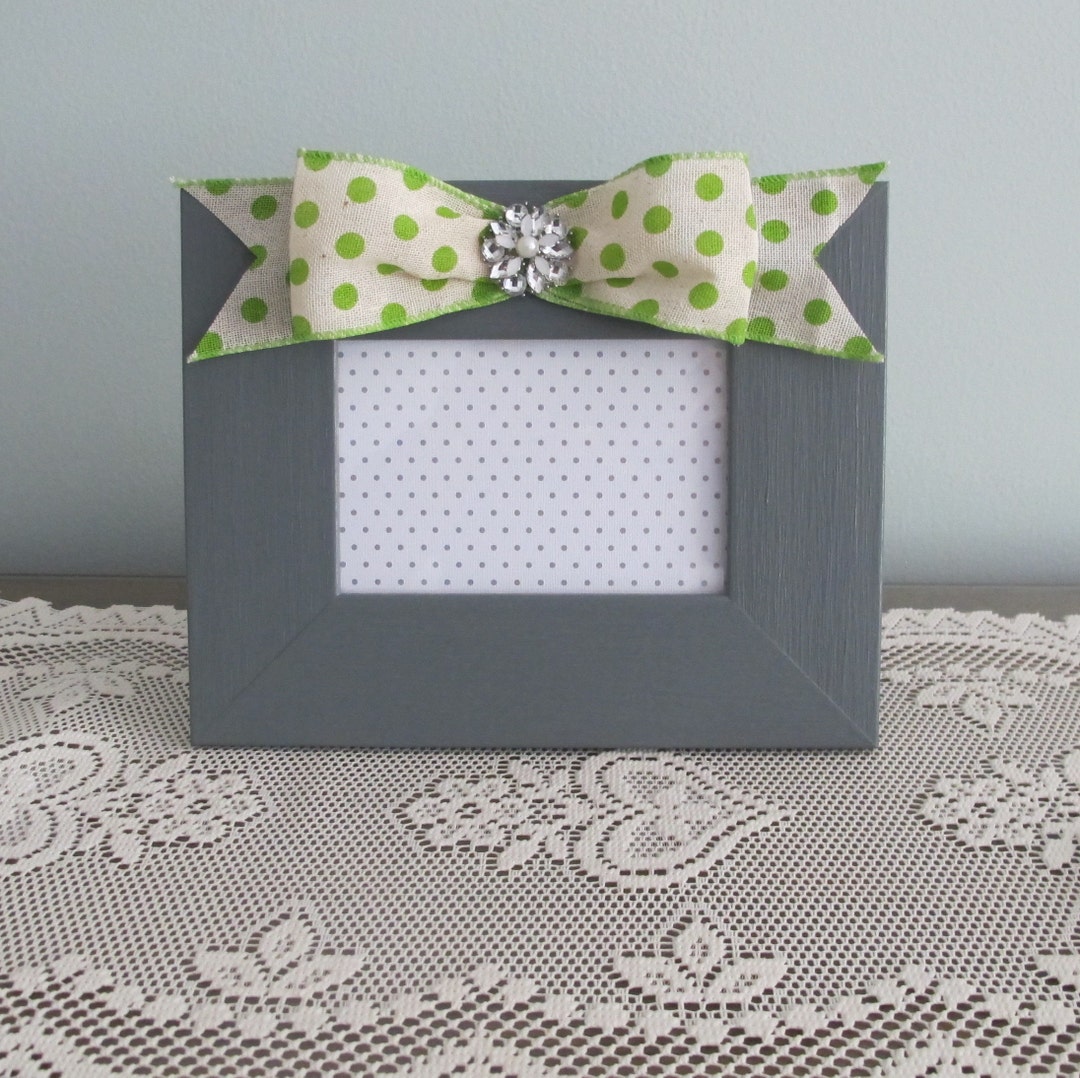 Green Polka Dots on Gray 4 X 6 Frame - Etsy