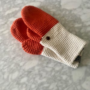 Silly Goose Mittens - Crochet Goose Mittens Pattern - Crochet Mittens ...