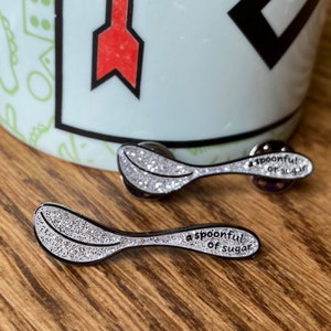 Mary Poppins inspirierte A Spoonful of Sugar Soft Enamel Pin - Etsy.de