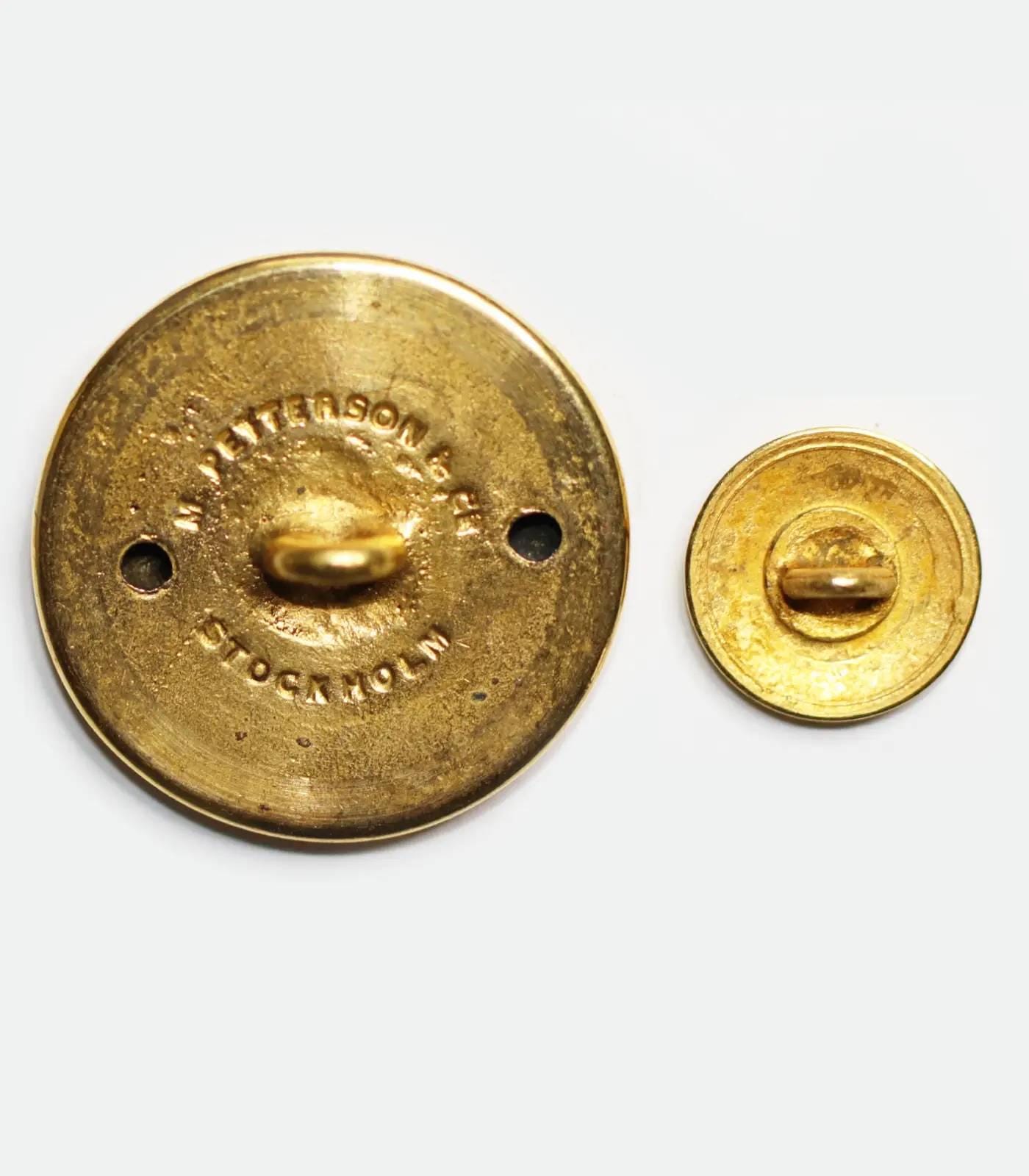 Set of Small & Large Antique Gilded Livery Button – Skjöldebrand Crest ...