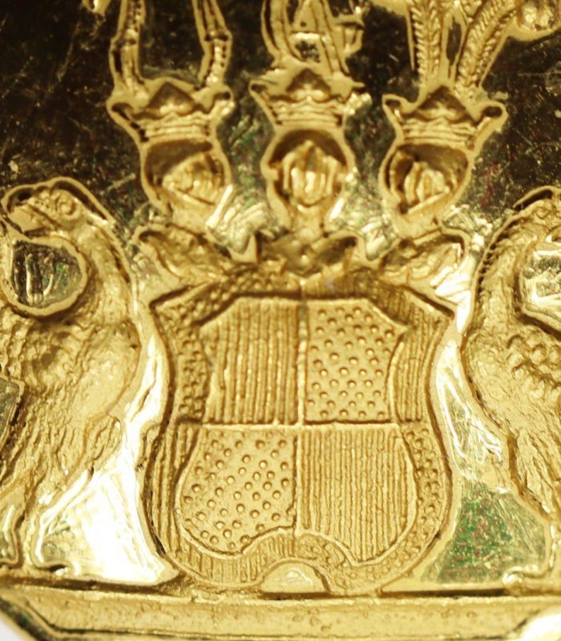 Antique Livery Button With the Family Coat of Arms of Thott - Etsy