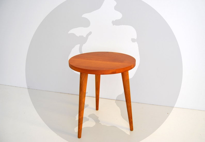 Solid Oak Round Side Table / Coffee Table / Living Room Table - Etsy