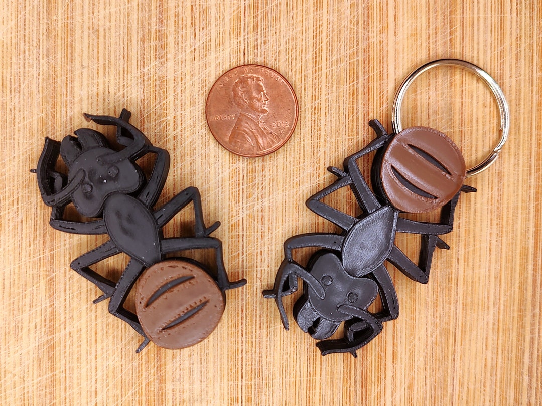 3d Printed Giant Forest Ant: Keyring, Magnet - Etsy