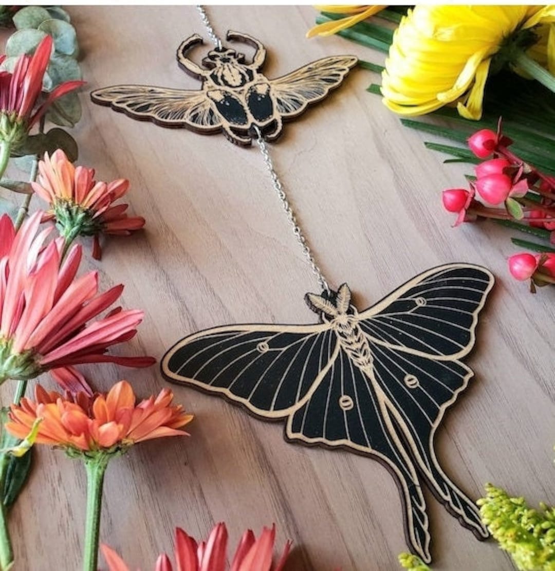 Insect Garland Wood Wall Hanging Decor | Hawkmoth | Luna Moth | Winged ...