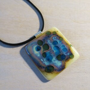 Large Reactive Glass Necklace - Etsy